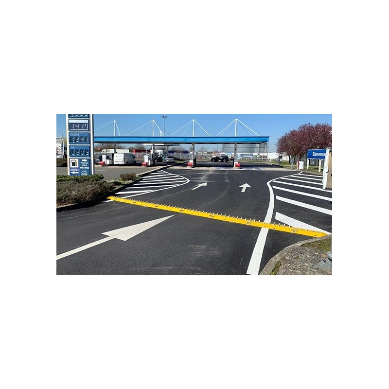 Steel anti-rollback speed bump