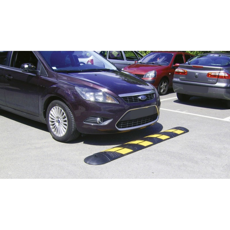 High-visibility monobloc speed bump
